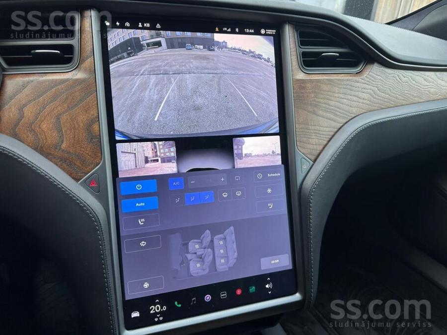 Zils Tesla Model S 2019 Rīga, ar dzinēja tilpumu 0.00 L un nobraukumu 148 tūkst. km par 22950 €, foto 24 vietnē AUTOMOTO.COM.LV