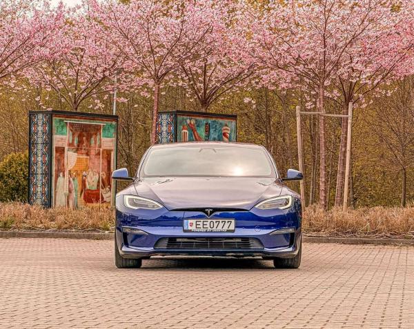 Blue Tesla Model S 2021 in Klaipeda, with an engine capacity of 0.00 L and mileage of 79 thousand km for 35000 €, photo 9 on AUTOMOTO.COM.LV