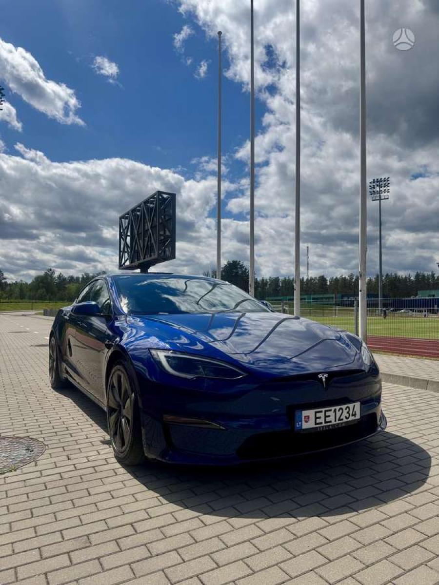 Blue Tesla Model S 2023 in Vilnius, with an engine capacity of 0.00 L and mileage of 73 thousand km for 49997 €, photo 1 on AUTOMOTO.COM.LV