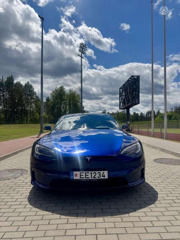 Blue Tesla Model S 2023 in Vilnius, with an engine capacity of 0.00 L and mileage of 73 thousand km for 49997 €, photo 2 on AUTOMOTO.COM.LV