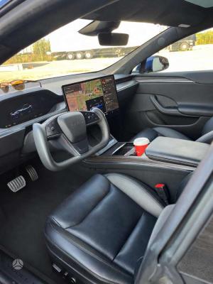 Blue Tesla Model S 2023 in Klaipeda, with an engine capacity of 0.00 L and mileage of 40 thousand km for 49995 €, photo 7 on AUTOMOTO.COM.LV