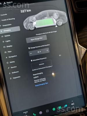 Brown Tesla Model S 2014 in Riga, with an engine capacity of 0.00 L and mileage of 177 thousand km for 15800 €, photo 12 on AUTOMOTO.COM.LV