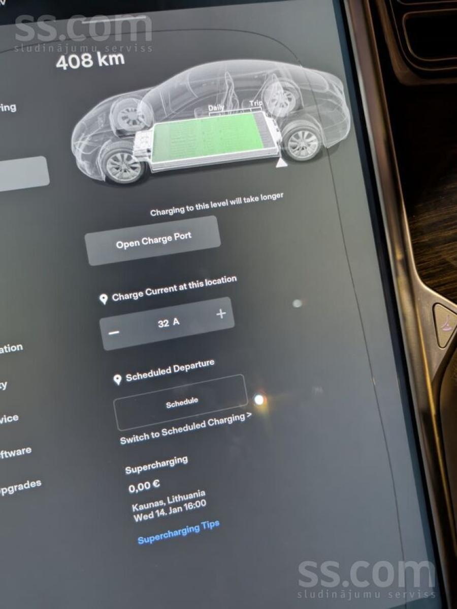 Brown Tesla Model S 2014 in Riga, with an engine capacity of 0.00 L and mileage of 177 thousand km for 15800 €, photo 13 on AUTOMOTO.COM.LV