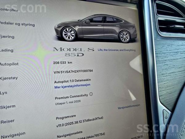 Brown Tesla Model S 2015 in Riga, with an engine capacity of 0.00 L and mileage of 208 thousand km for 13777 €, photo 9 on AUTOMOTO.COM.LV