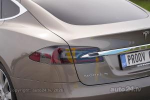 Brūns Tesla Model S 2015 Tartu, ar dzinēja tilpumu 0.00 L un nobraukumu 209 tūkst. km par 18900 €, foto 17 vietnē AUTOMOTO.COM.LV