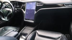 Brown Tesla Model S 2015 in Riga, with an engine capacity of 0.00 L and mileage of 196 thousand km for 14600 €, photo 14 on AUTOMOTO.COM.LV