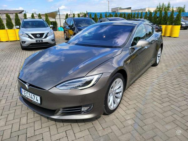 Brown Tesla Model S 2016 in Siauliai, with an engine capacity of 0.00 L and mileage of 149 thousand km for 16900 €, photo 1 on AUTOMOTO.COM.LV