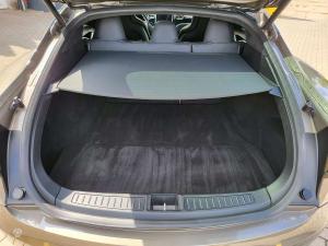 Brown Tesla Model S 2016 in Siauliai, with an engine capacity of 0.00 L and mileage of 149 thousand km for 16900 €, photo 28 on AUTOMOTO.COM.LV