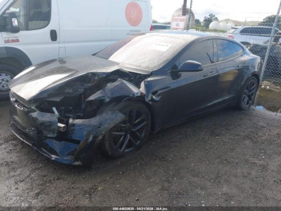 Tesla Model S 2022 in Klaipeda, with an engine capacity of 0.00 L and mileage of 0 thousand km for 13200 €, photo 3 on AUTOMOTO.COM.LV