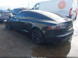 Tesla Model S 2022 in Klaipeda, with an engine capacity of 0.00 L and mileage of 0 thousand km for 13200 €, photo 4 on AUTOMOTO.COM.LV