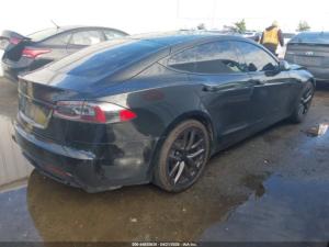 Tesla Model S 2022 in Klaipeda, with an engine capacity of 0.00 L and mileage of 0 thousand km for 13200 €, photo 5 on AUTOMOTO.COM.LV