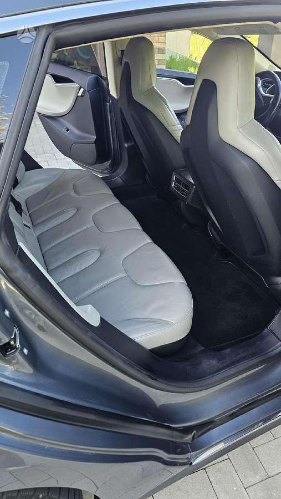 Pelēks Tesla Model S 2013 Klaipėda, ar dzinēja tilpumu 0.00 L un nobraukumu 256 tūkst. km par 12300 €, foto 9 vietnē AUTOMOTO.COM.LV