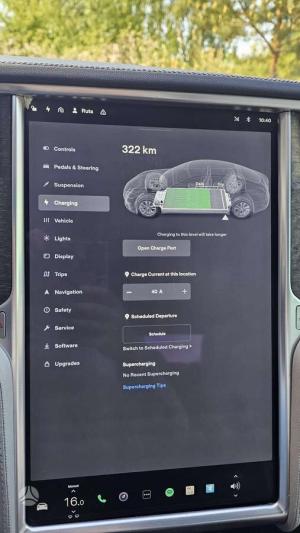 Pelēks Tesla Model S 2013 Klaipėda, ar dzinēja tilpumu 0.00 L un nobraukumu 256 tūkst. km par 12300 €, foto 20 vietnē AUTOMOTO.COM.LV