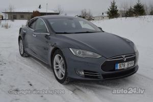 Pelēks Tesla Model S 2014 Tartu, ar dzinēja tilpumu 0.00 L un nobraukumu 204 tūkst. km par 13900 €, foto 3 vietnē AUTOMOTO.COM.LV