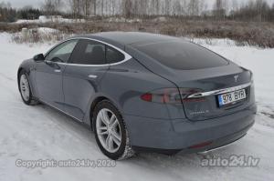 Pelēks Tesla Model S 2014 Tartu, ar dzinēja tilpumu 0.00 L un nobraukumu 204 tūkst. km par 13900 €, foto 7 vietnē AUTOMOTO.COM.LV