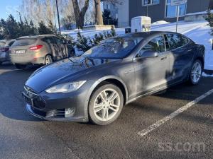 Pelēks Tesla Model S 2014 Rīga, ar dzinēja tilpumu 0.00 L un nobraukumu 243 tūkst. km par 12777 €, foto  vietnē AUTOMOTO.COM.LV