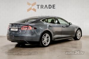 Pelēks Tesla Model S 2014 Pērnava, ar dzinēja tilpumu 0.00 L un nobraukumu 259 tūkst. km par 13900 €, foto 11 vietnē AUTOMOTO.COM.LV