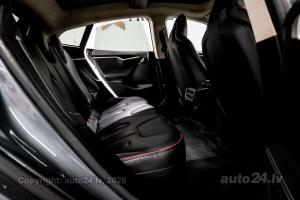 Pelēks Tesla Model S 2014 Pērnava, ar dzinēja tilpumu 0.00 L un nobraukumu 259 tūkst. km par 13900 €, foto 15 vietnē AUTOMOTO.COM.LV