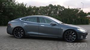 Pelēks Tesla Model S 2014 Rīga, ar dzinēja tilpumu 0.00 L un nobraukumu 248 tūkst. km par 12950 €, foto 9 vietnē AUTOMOTO.COM.LV