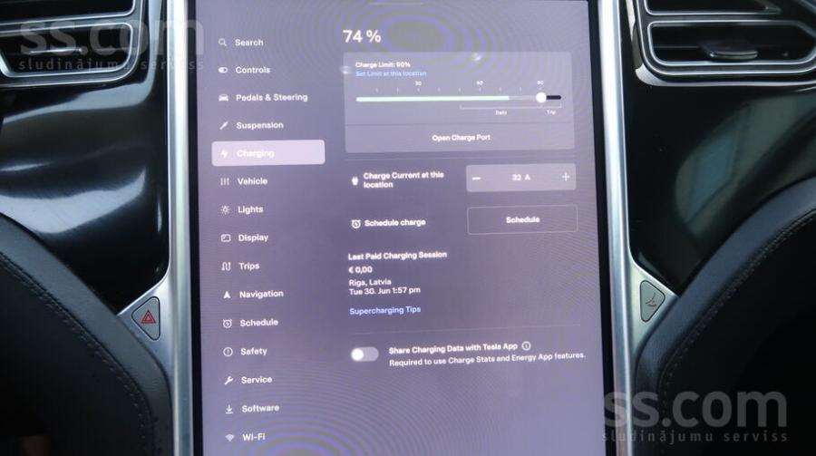 Pelēks Tesla Model S 2014 Rīga, ar dzinēja tilpumu 0.00 L un nobraukumu 248 tūkst. km par 12950 €, foto 20 vietnē AUTOMOTO.COM.LV