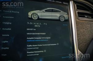 Grey Tesla Model S 2014 in Riga, with an engine capacity of 0.00 L and mileage of 206 thousand km for 13990 €, photo 22 on AUTOMOTO.COM.LV