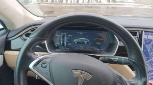 Grey Tesla Model S 2015 in Taurage, with an engine capacity of 0.00 L and mileage of 127 thousand km for 14700 €, photo 14 on AUTOMOTO.COM.LV