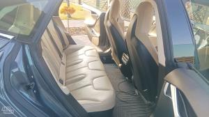 Grey Tesla Model S 2015 in Taurage, with an engine capacity of 0.00 L and mileage of 130 thousand km for 13250 €, photo 9 on AUTOMOTO.COM.LV