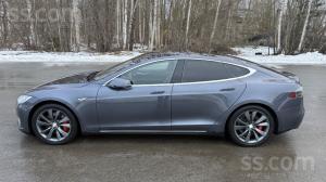Pelēks Tesla Model S 2015 Rīga, ar dzinēja tilpumu 0.00 L un nobraukumu 218 tūkst. km par 12900 €, foto 7 vietnē AUTOMOTO.COM.LV