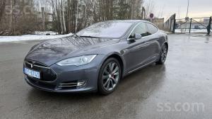 Pelēks Tesla Model S 2015 Rīga, ar dzinēja tilpumu 0.00 L un nobraukumu 218 tūkst. km par 12900 €, foto 8 vietnē AUTOMOTO.COM.LV