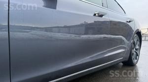 Pelēks Tesla Model S 2015 Rīga, ar dzinēja tilpumu 0.00 L un nobraukumu 218 tūkst. km par 12900 €, foto 11 vietnē AUTOMOTO.COM.LV