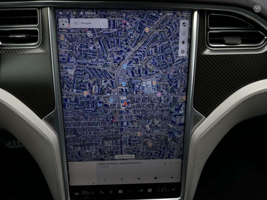 Grey Tesla Model S 2016 in Vilnius, with an engine capacity of 0.00 L and mileage of 141 thousand km for 19750 €, photo 12 on AUTOMOTO.COM.LV