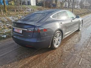 Grey Tesla Model S 2017 in Kaunas, with an engine capacity of 0.00 L and mileage of 82 thousand km for 22700 €, photo 12 on AUTOMOTO.COM.LV
