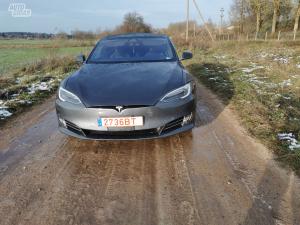 Grey Tesla Model S 2017 in Kaunas, with an engine capacity of 0.00 L and mileage of 82 thousand km for 22700 €, photo 15 on AUTOMOTO.COM.LV