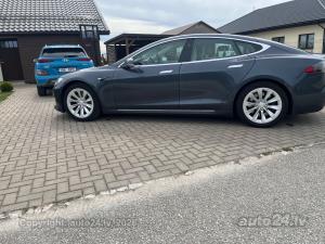 Grey Tesla Model S 2017 in Tartu, with an engine capacity of 0.00 L and mileage of 170 thousand km for 24000 €, photo 7 on AUTOMOTO.COM.LV