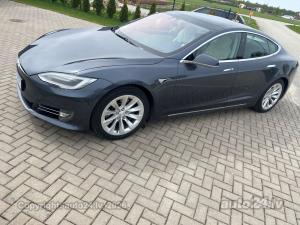 Grey Tesla Model S 2017 in Tartu, with an engine capacity of 0.00 L and mileage of 170 thousand km for 24000 €, photo 9 on AUTOMOTO.COM.LV