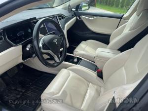 Grey Tesla Model S 2017 in Tartu, with an engine capacity of 0.00 L and mileage of 170 thousand km for 24000 €, photo 10 on AUTOMOTO.COM.LV