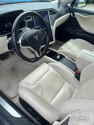 Grey Tesla Model S 2017 in Tartu, with an engine capacity of 0.00 L and mileage of 170 thousand km for 24000 €, photo 12 on AUTOMOTO.COM.LV