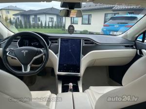 Grey Tesla Model S 2017 in Tartu, with an engine capacity of 0.00 L and mileage of 170 thousand km for 24000 €, photo 14 on AUTOMOTO.COM.LV