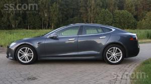 Pelēks Tesla Model S 2017 Rīga, ar dzinēja tilpumu 0.00 L un nobraukumu 172 tūkst. km par 20150 €, foto 5 vietnē AUTOMOTO.COM.LV