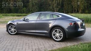 Pelēks Tesla Model S 2017 Rīga, ar dzinēja tilpumu 0.00 L un nobraukumu 172 tūkst. km par 20150 €, foto 6 vietnē AUTOMOTO.COM.LV