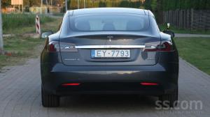 Pelēks Tesla Model S 2017 Rīga, ar dzinēja tilpumu 0.00 L un nobraukumu 172 tūkst. km par 20150 €, foto 7 vietnē AUTOMOTO.COM.LV