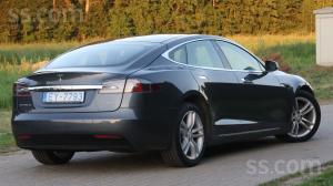 Pelēks Tesla Model S 2017 Rīga, ar dzinēja tilpumu 0.00 L un nobraukumu 172 tūkst. km par 20150 €, foto 8 vietnē AUTOMOTO.COM.LV