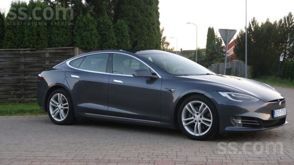 Grey Tesla Model S 2017 in Riga, with an engine capacity of 0.00 L and mileage of 172 thousand km for 20150 €, photo 8 on AUTOMOTO.COM.LV
