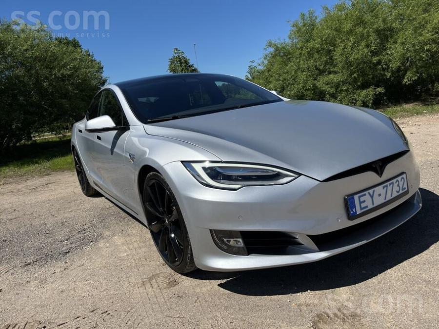 Pelēks Tesla Model S 2017 Jelgava, ar dzinēja tilpumu 0.00 L un nobraukumu 260 tūkst. km par 20300 €, foto 3 vietnē AUTOMOTO.COM.LV