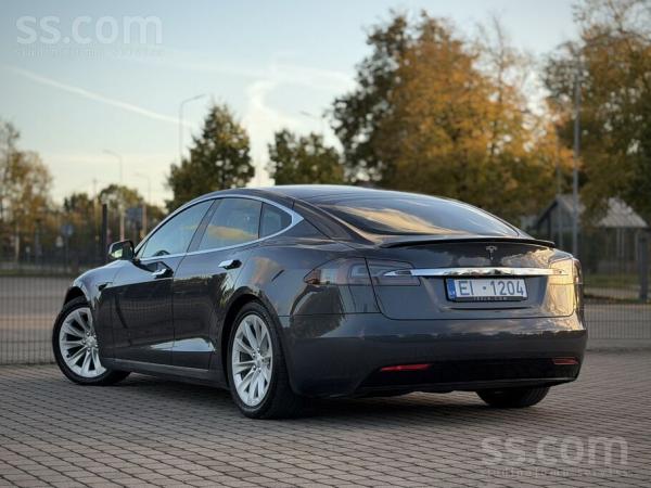 Tesla Model S 2017 Jelgava vietnÄ PelÄks Tesla Model S 2017 Jelgava, ar dzinÄja tilpumu 0.00 L un nobraukumu 0 tÅ«kst. km par 18900 ā¬, foto 4 vietnÄ AUTOMOTO.COM.LV