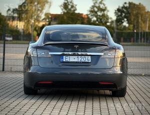 Pelēks Tesla Model S 2017 Jelgava, ar dzinēja tilpumu 0.00 L un nobraukumu 0 tūkst. km par 18900 €, foto 7 vietnē AUTOMOTO.COM.LV