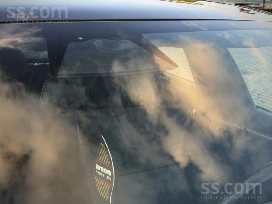 Pelēks Tesla Model S 2017 Jelgava, ar dzinēja tilpumu 0.00 L un nobraukumu 0 tūkst. km par 18900 €, foto 25 vietnē AUTOMOTO.COM.LV