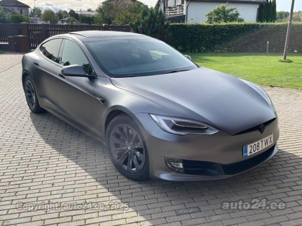 Pelēks Tesla Model S 2018 Tallina, ar dzinēja tilpumu 0.00 L un nobraukumu 126 tūkst. km par 35000 €, foto 11 vietnē AUTOMOTO.COM.LV
