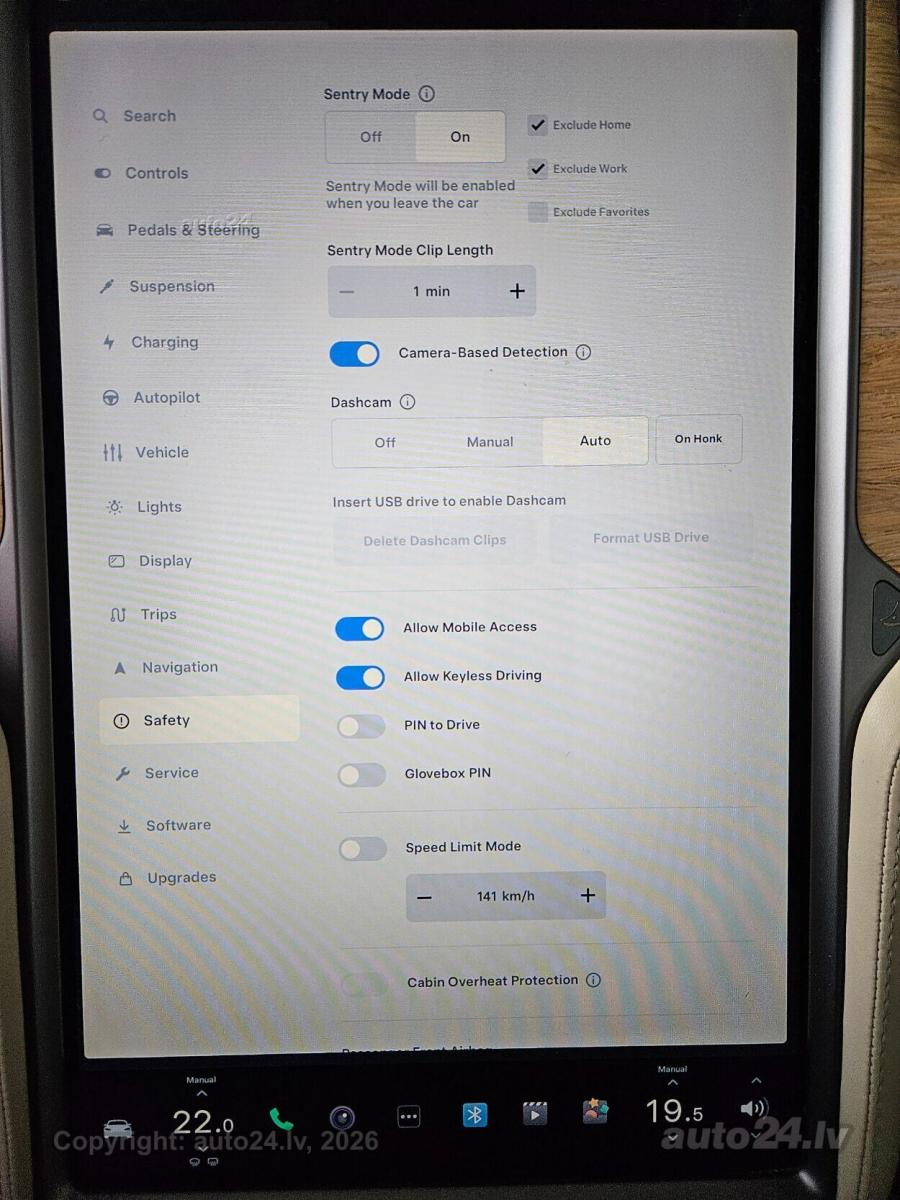 Серый Тесла Модель С 2018 в Таллин, объемом двигателя 0.00 л и пробегом 103 тыс. км за 28900 €, фото 18 на AUTOMOTO.COM.LV