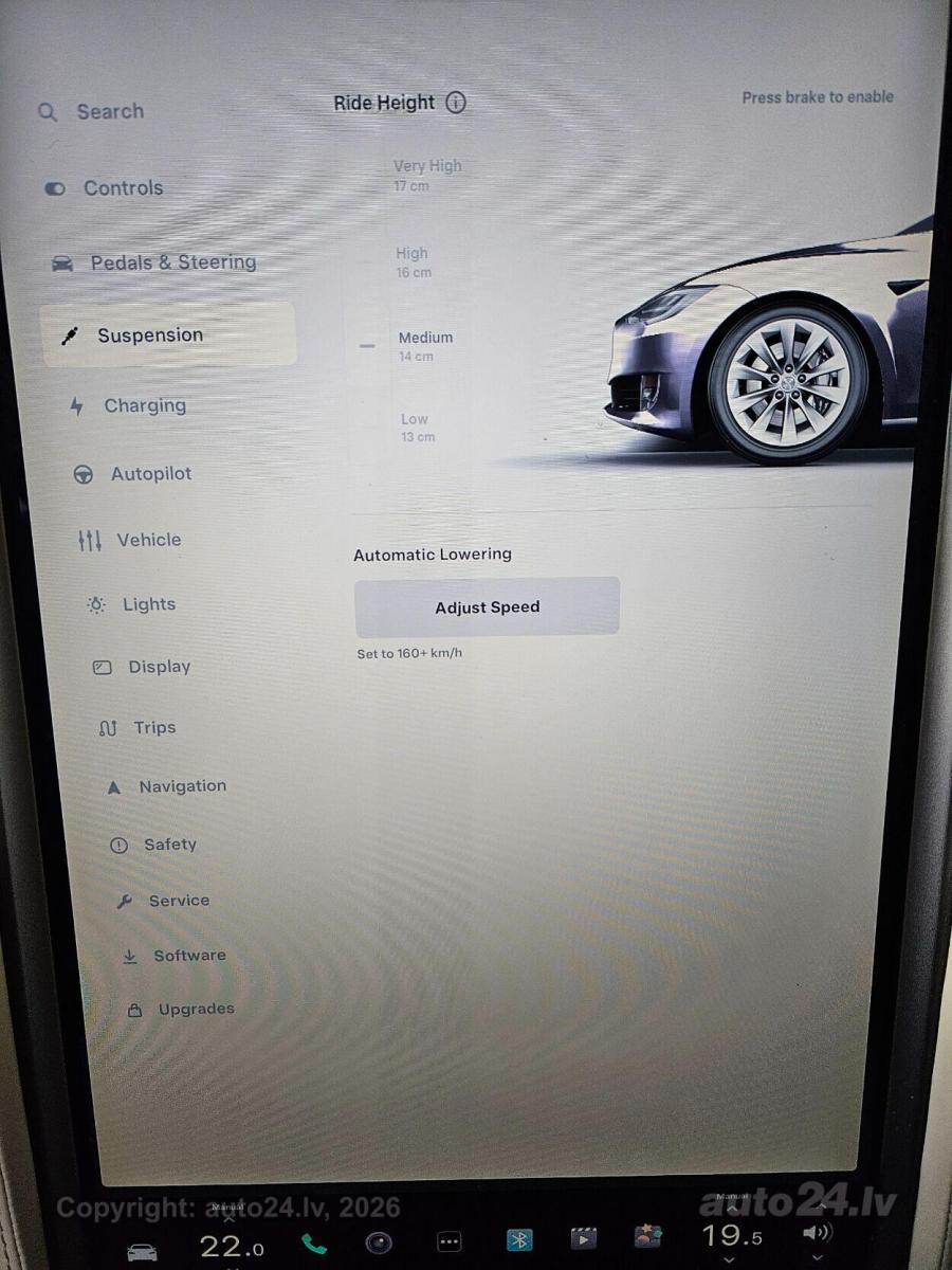 Серый Тесла Модель С 2018 в Таллин, объемом двигателя 0.00 л и пробегом 103 тыс. км за 28900 €, фото 19 на AUTOMOTO.COM.LV